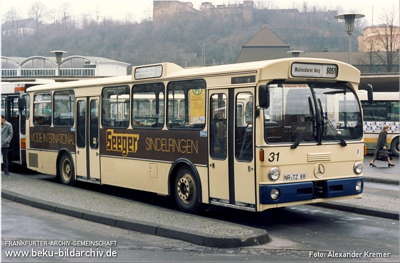 Der Mercedes-Benz O 305